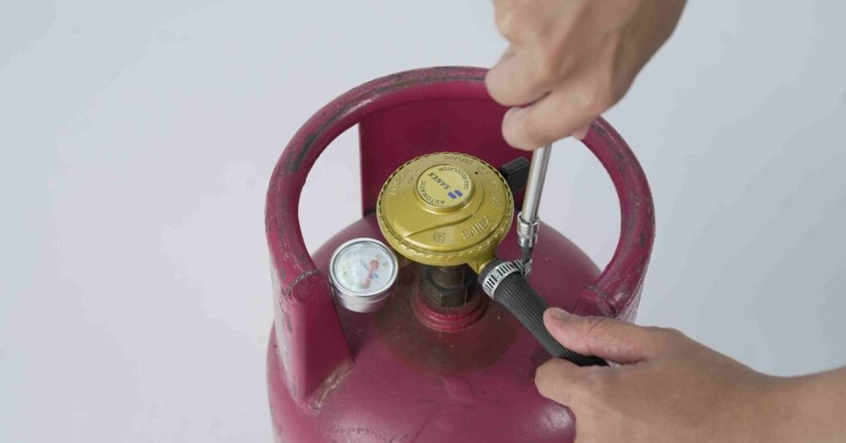 Cara Pasang Regulator Gas yang Aman dan Benar di Rumah, Tidak Perlu Panik!